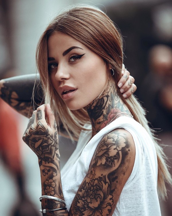 Zoe Cristofoli: "Ho lasciato Fabrizio Corona" | Dietro la Notizia