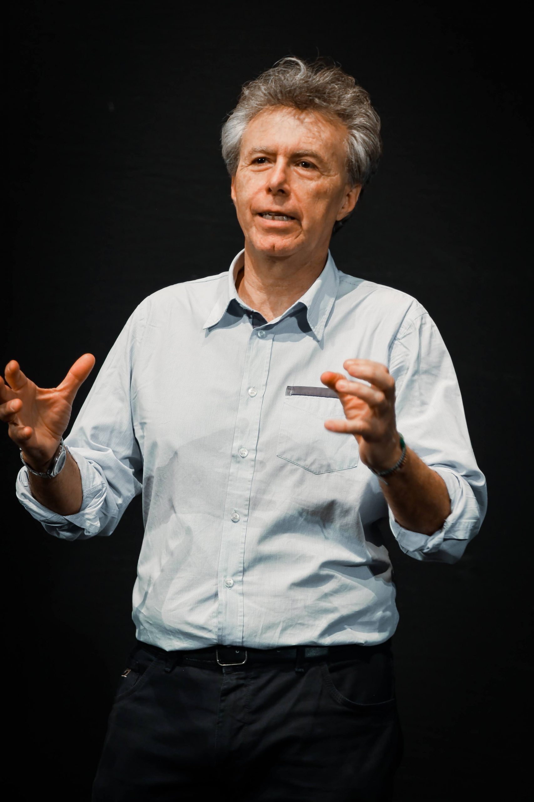 "Controcorrente" Paolo Colombo al Teatro Carcano di Milano