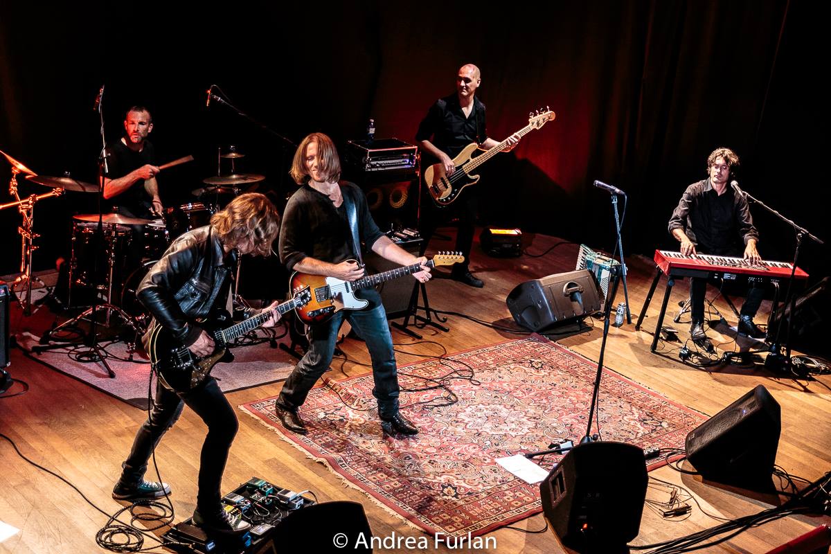 Il rock tagliente dei Cheap Wine allo Spazio Teatro89 Milano