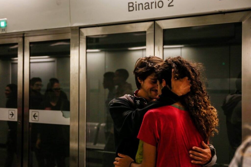 "Tempesta d’amore underground " nella metropolitana di Roma